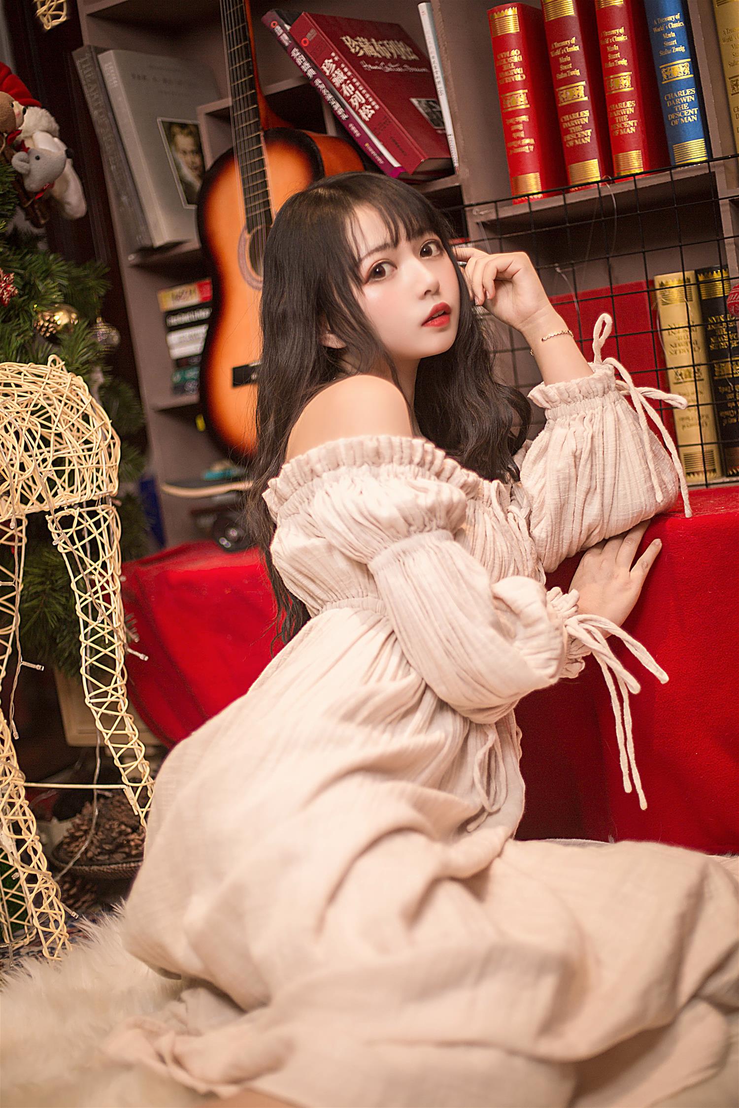 黑猫猫 圣诞 [14P-119MB] – 热力图