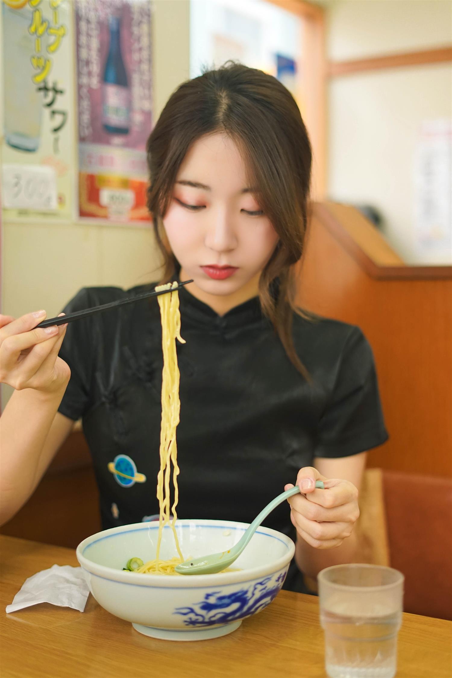 黑川 旗袍 [11P-65MB] – 热力图