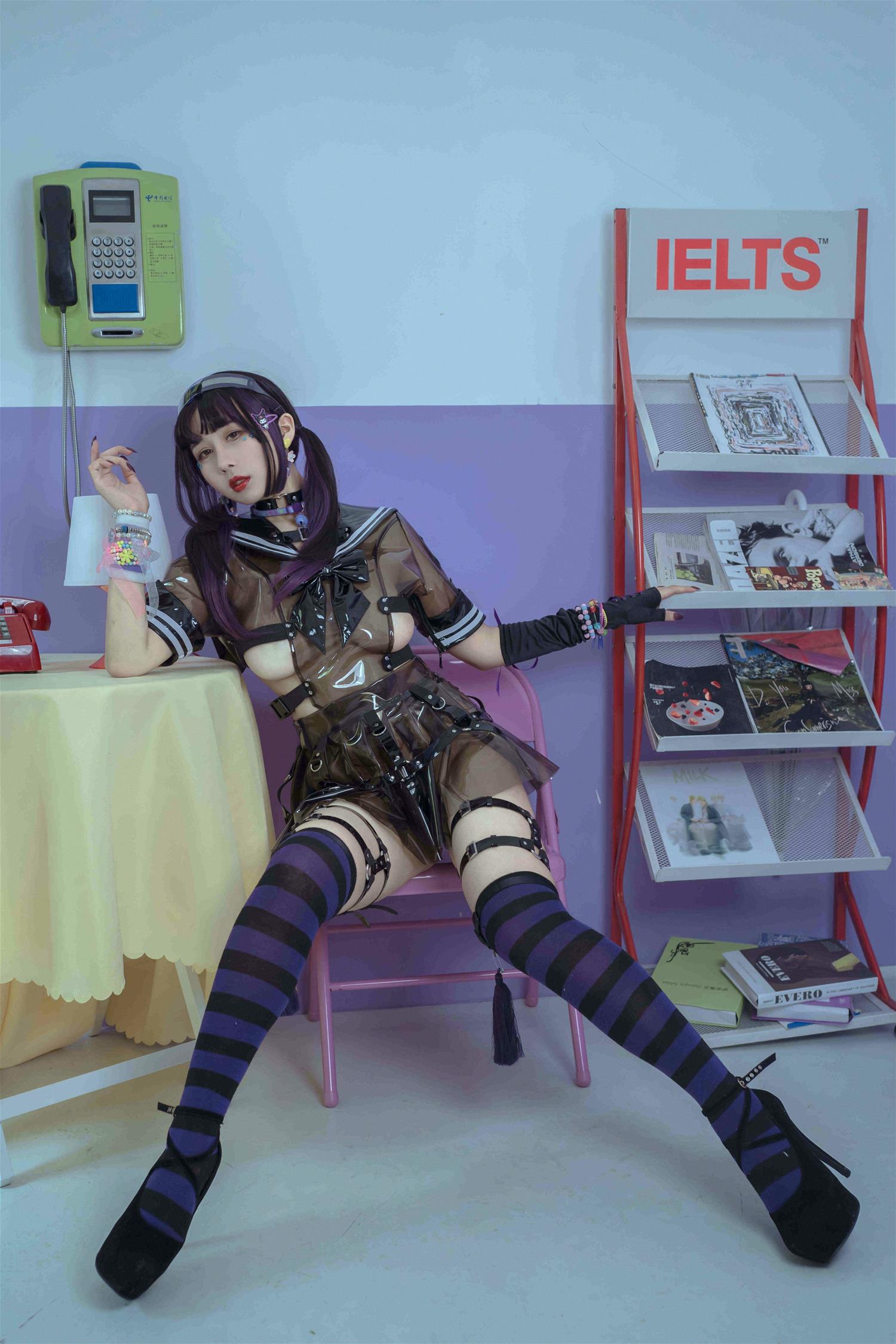 云溪溪 奶桃 幻想学院 [51P-449MB] – 热力图