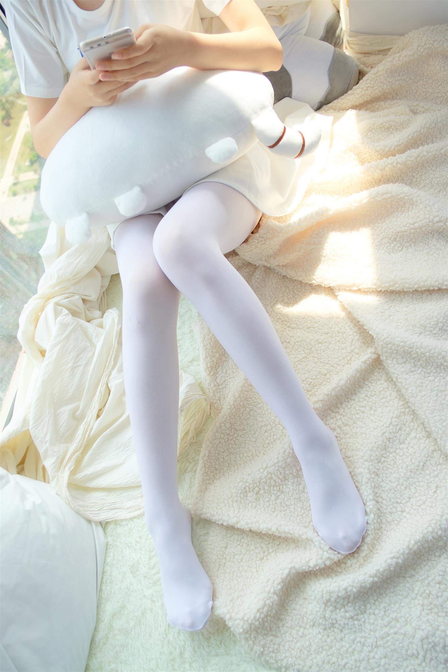 森萝财团 R15-004 纯白之恋 [111P-612MB] – 热力图